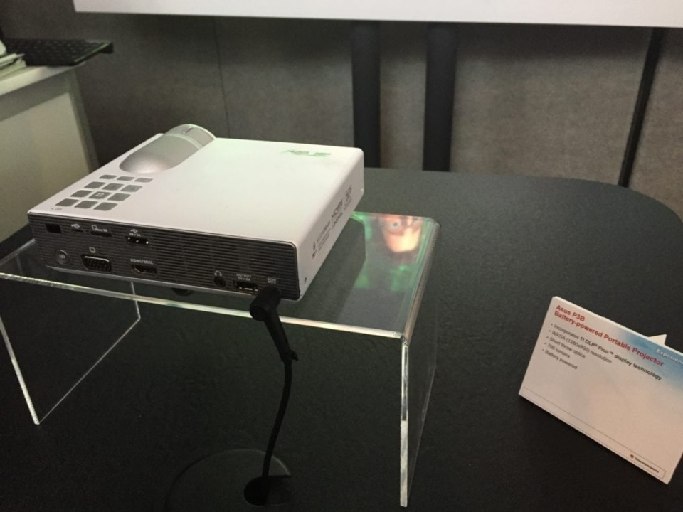 A Few More Projectors from CES 2015 - Projector Reviews