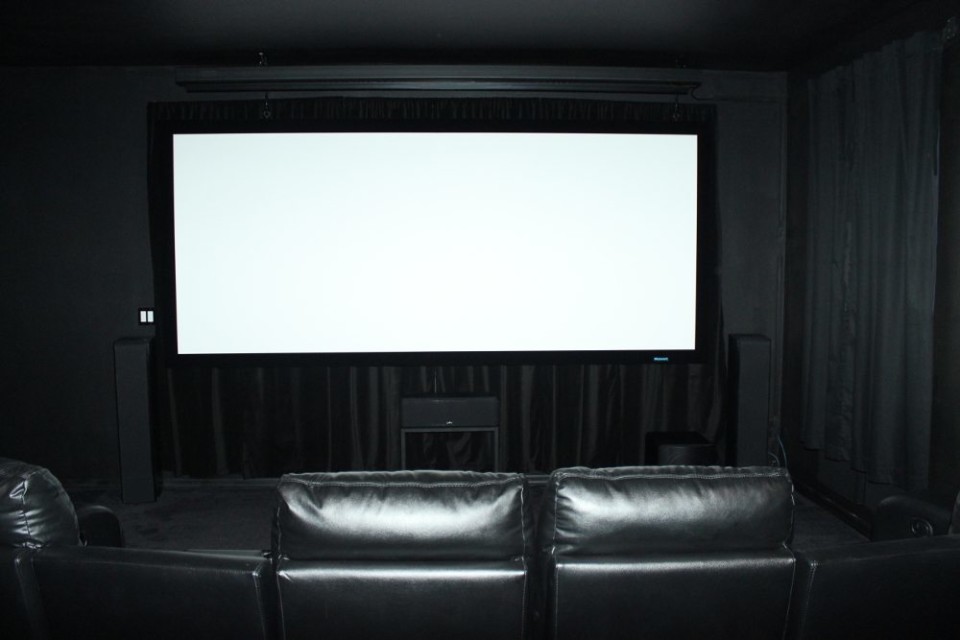 Stewart Deluxe Wallscreen Fixed Frame Screen Review - Assembly and ...