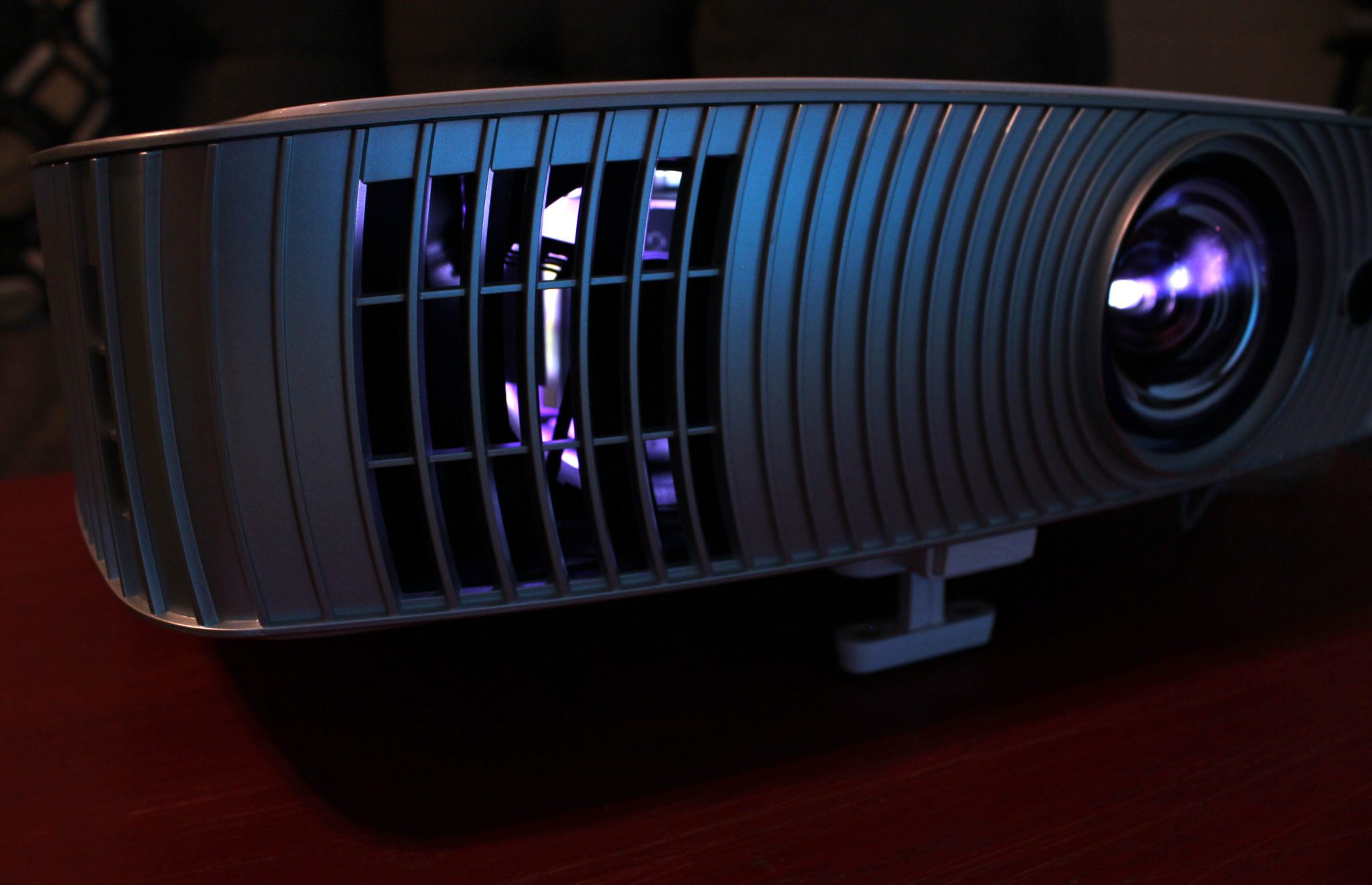 Acer H7550ST Projector Review - Hardware Tour 2 - Projector Reviews