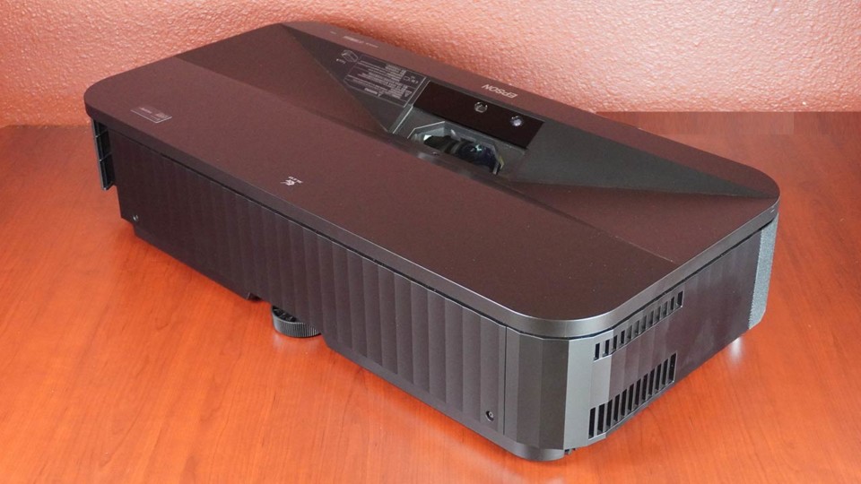 Epson EpiqVision Ultra LS800 3LCD Laser Projector Review - Projector ...