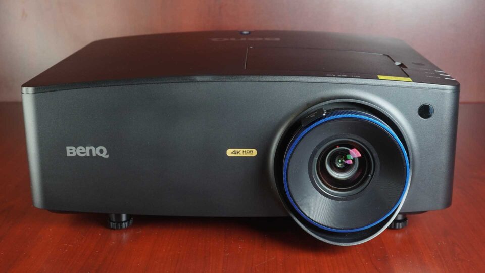 BenQ LK936ST 4K Golf Simulation and Home Entertainment Projector Review ...