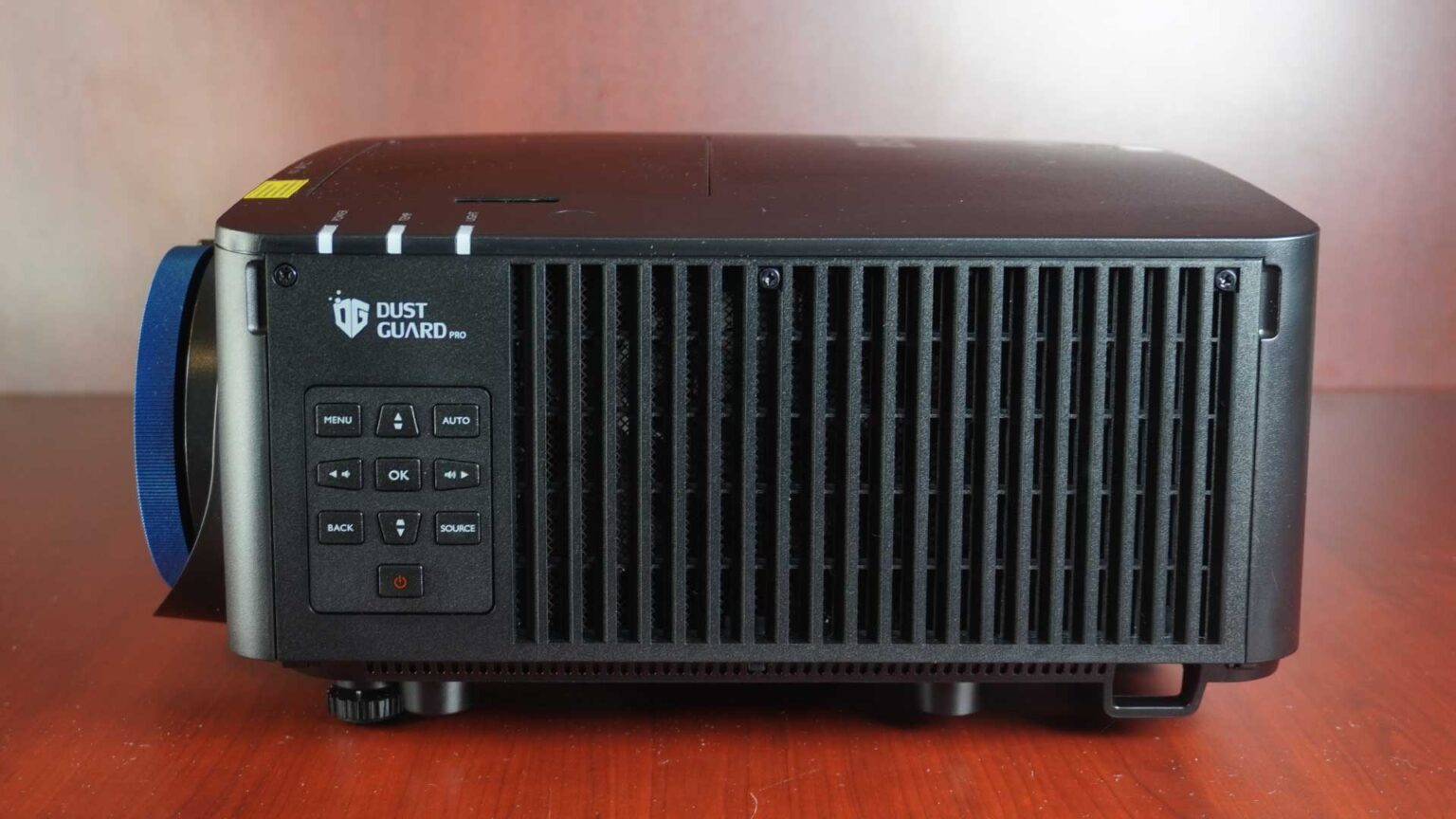 BenQ LK936ST 4K Golf Simulation and Home Entertainment Projector Review ...