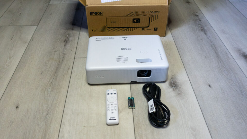 Epson EpiqVision Flex CO-W01 Portable Projector Review - Projector Reviews